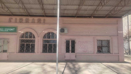 Bizness uchun tayyor binoli yer sotiladi