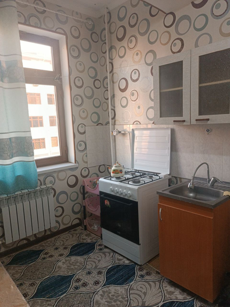 1 xonali uy sotiladi Navoiydan Lev Tolstoy