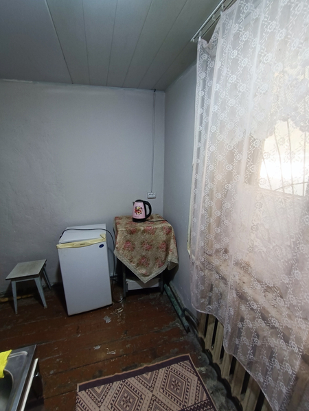 Аренда Спутник 5. 1 ком кв.1/2 в деревянном доме для семьи без детей