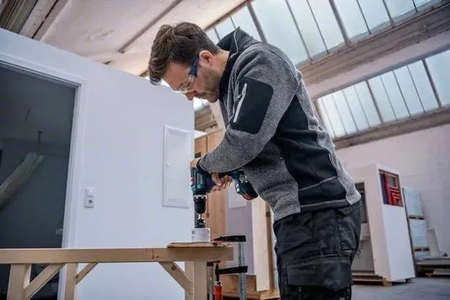 Аккумуляторная дрель шуруповерт Bosch GSR 18V-90 C Professional