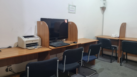 Call sentr Oficce jihozlari va mebellari sotiladi.