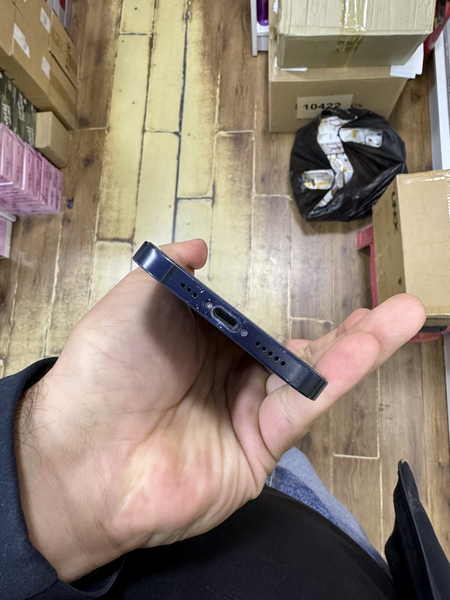 Sotiladi iPhone 12 64GB R-Sim!