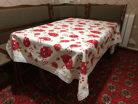 Скатерти и полотенце