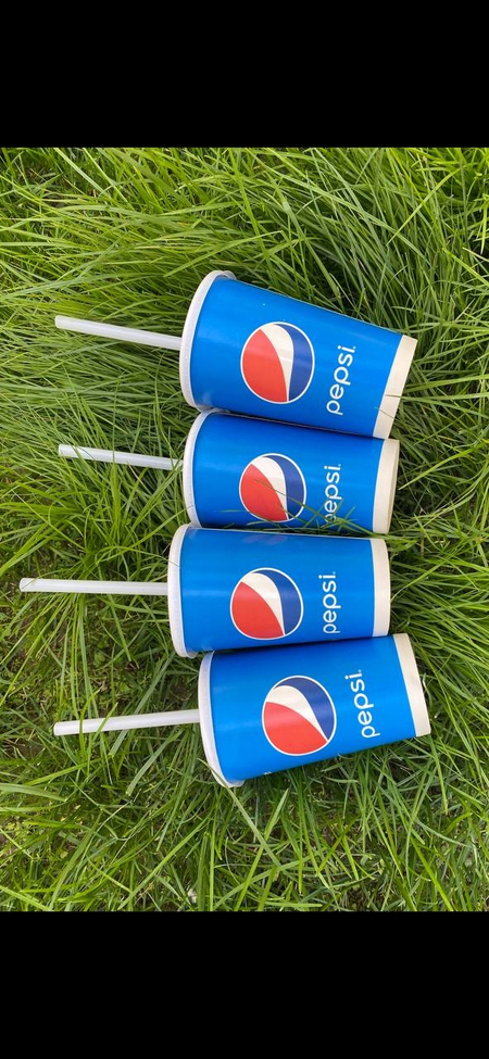 Комплект Стакан от брэнда Pepsi крышкой и с трубочкой.