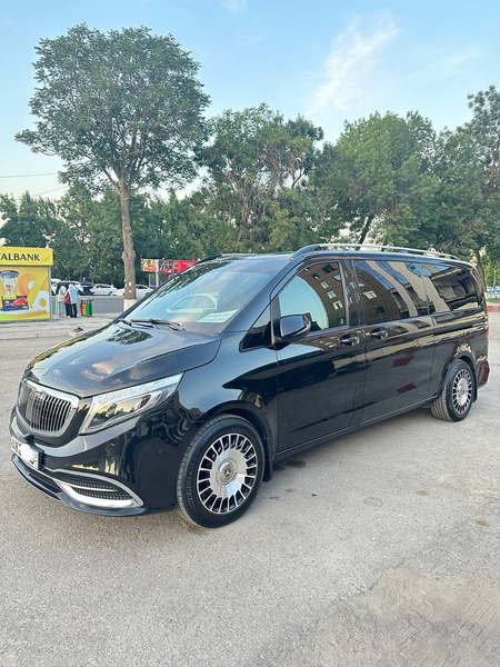 Авто услуги в семейном минивене Mercedes-benz V class
