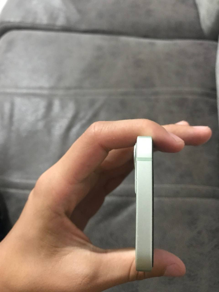 Iphone 12 mini sotiladi