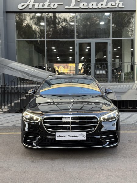 Mercedes Benz W223 S500 4 Matic