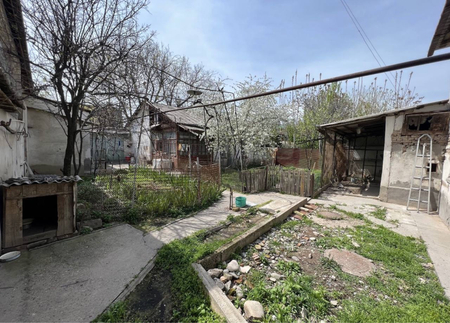 Продам учаскок 4 сотки на Шастри