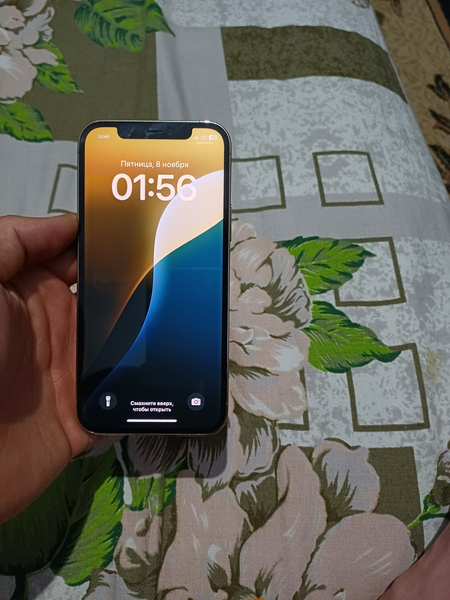 Iphone 12 pro gold LLa