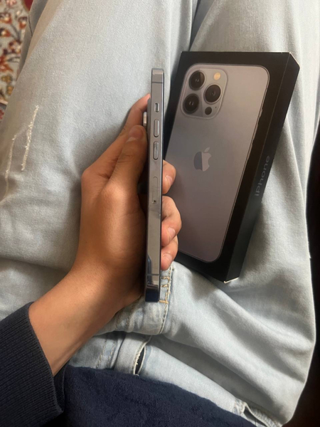 iphone 13 pro.