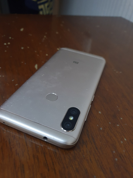 Redmi 6 pro obmen qiloliman planshetlaga