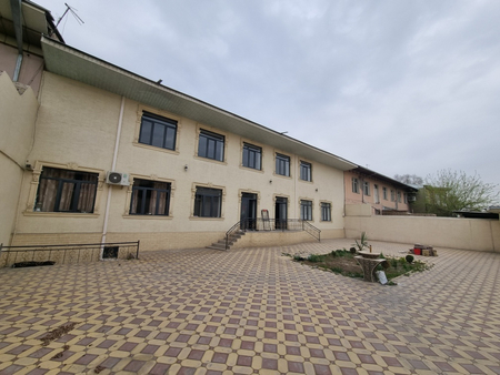 Shodiyona roparasi shaxar yuragidan