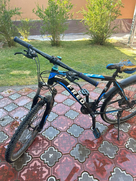 Velosiped lar sotiladi