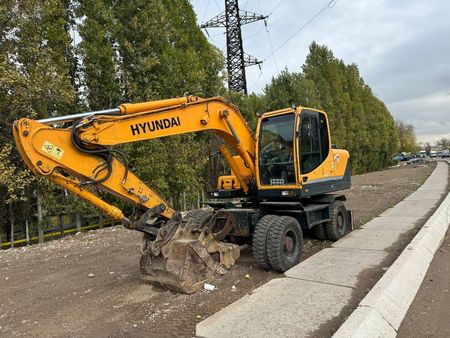 Экскаватор HYUNDAI ROBEX 140