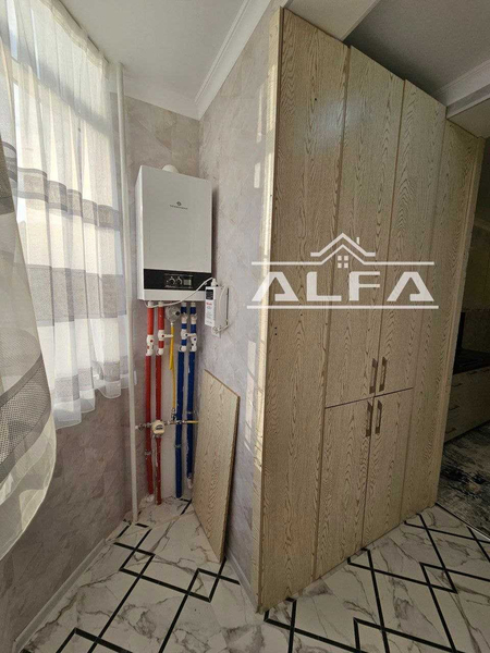 2 xonali 80m² 2-qavat sotiladi.