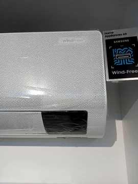 Кондиционер SAMSUNG WindFree
