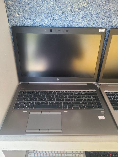 HP ZBook  core i7-9850H/RAM 16GB/SSD 512GB/ RTX 3000 6GB