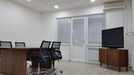 КМ130835 Продается помещение в Мирзо-Улугбекском районе.
