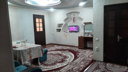 4 xonali kvartira, remonti yaxshi. sentrga yaqin. Ya shi joydan