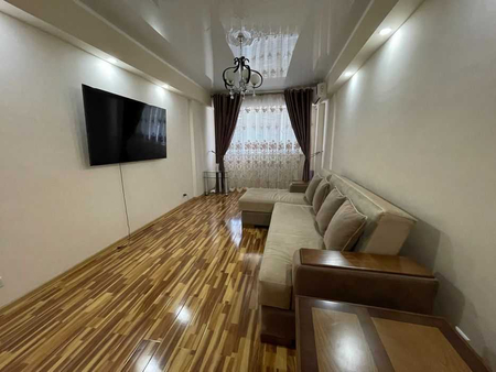 Ц-4 • Алайский • 2-комн •  60 м² • этаж 7/9 • [MGA: 028]