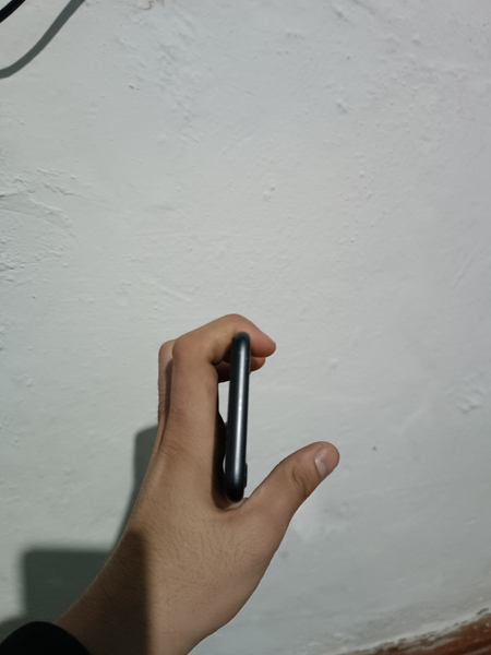 Iphone 8 64 gb qora