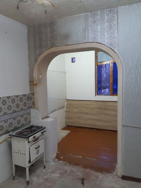 Хим городок. Московская. Продается 3 комнатная. Этаж 1.