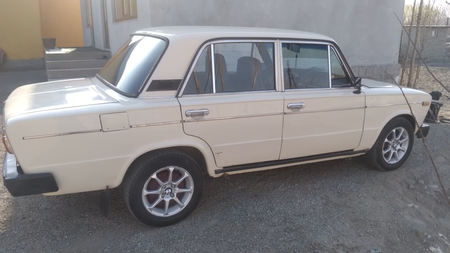 Vaz 2106 sotiladi