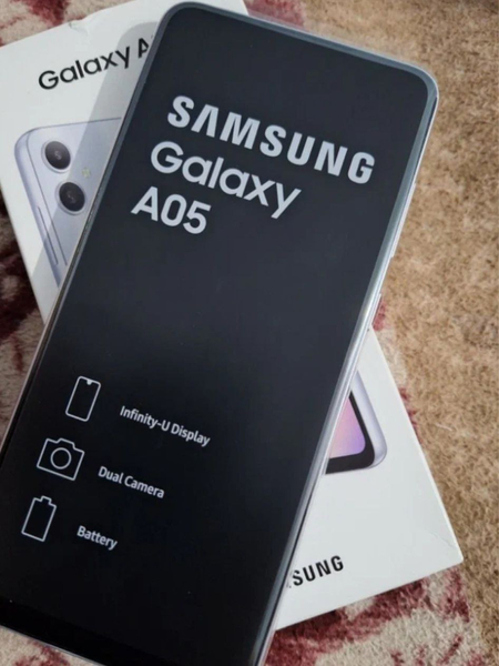 Samsung Galaxy A6+. 3/32 гб. Amoled. Dual SIM.