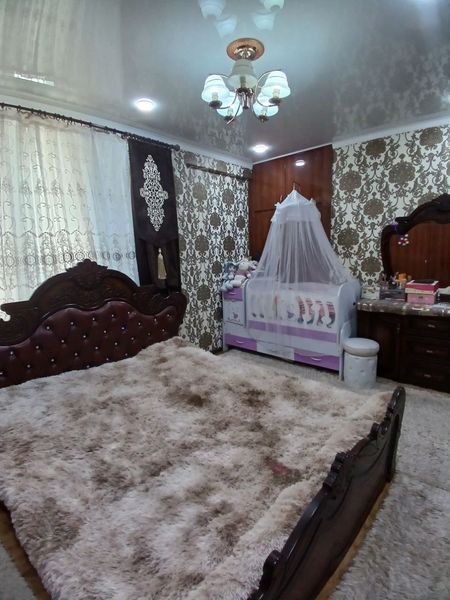 Продаётся своя 35 дом Алгаритм 30 кв