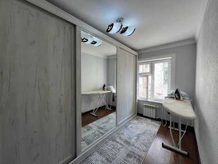 Срочно Продается  дом 219 м² на участке 2 сот. .Юнусабад (J3150)