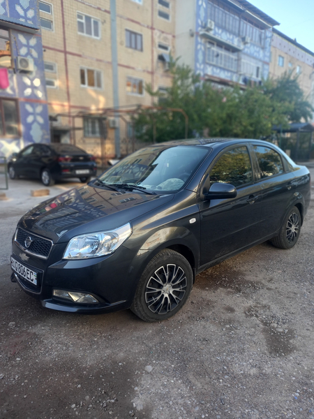 Neksia R3 Ravon 2 evro avtomat sotiladi