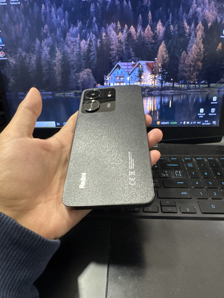 Redmi 13c 128gb bez karobka s garantoy