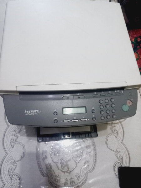 Canon mf 4010 3^1 Printer sotiladi. Krishkasi butun, Kartridj original