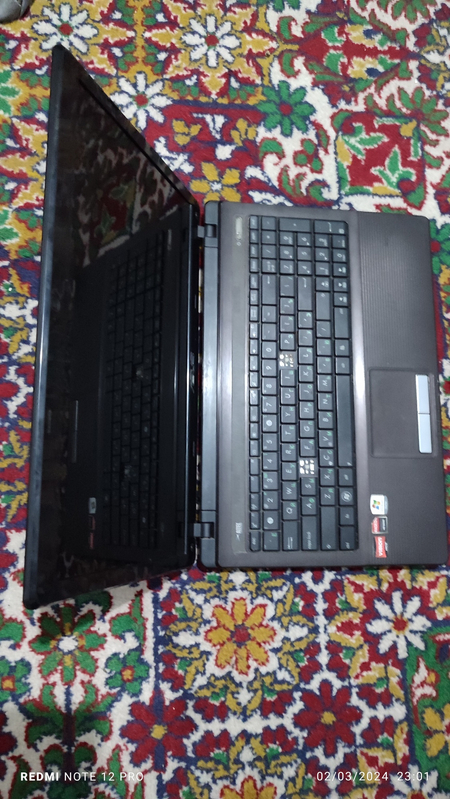 Asus notebook sotiladi
