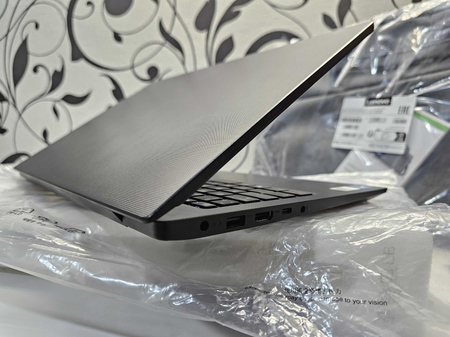 НОВЫЙ Lenovo V15 G3 Ноутбук Core™ i5-1235U 12-ПОКОЛЕНИЯ (8GB/256SSD).