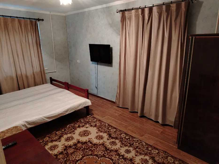 Аренда уютный 1 комнатной квартира в близи рисовом  id sh 238