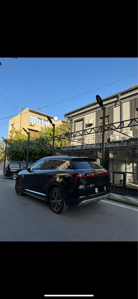Nissan venucia gibrid 2022