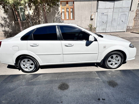 Gentra автомат ..