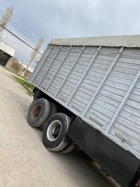 Kamaz 5320. Barter bor