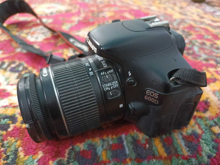 Canon 600D фотоаппарат