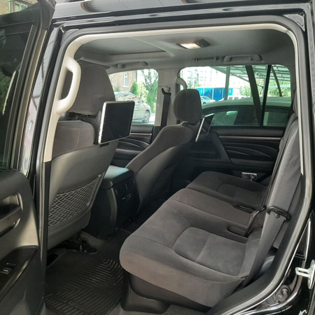 Продам Land Cruiser 200