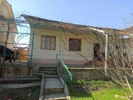 Продается дом 6 соток не Далеко от ТТЗ Карзинки