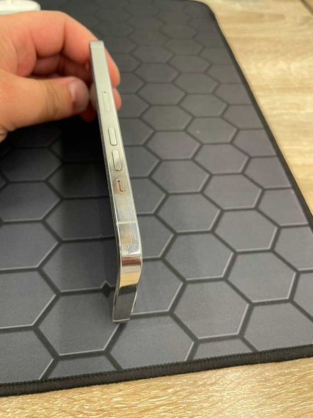 Продам Iphone 13 pro