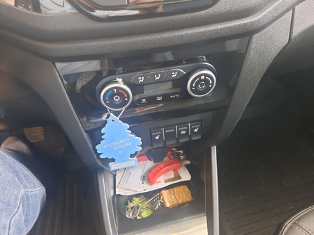 Lada XRAY Cross, 2019 года выпуска