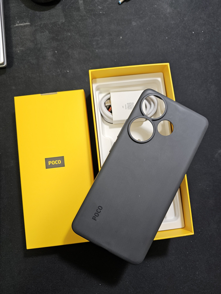 Poco F6  12/512 GB  Ideal