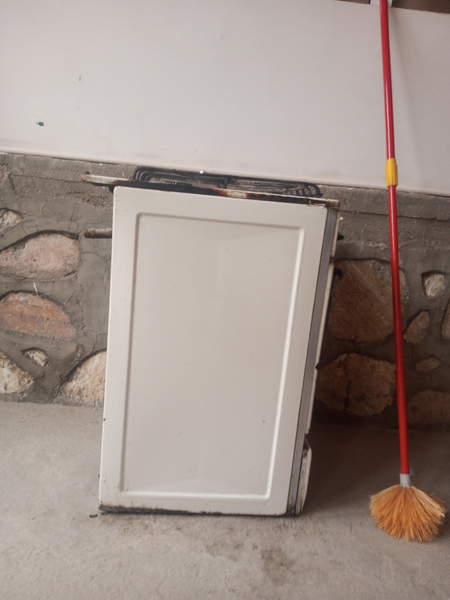 Gaz pilita rangi oq 4 talik
