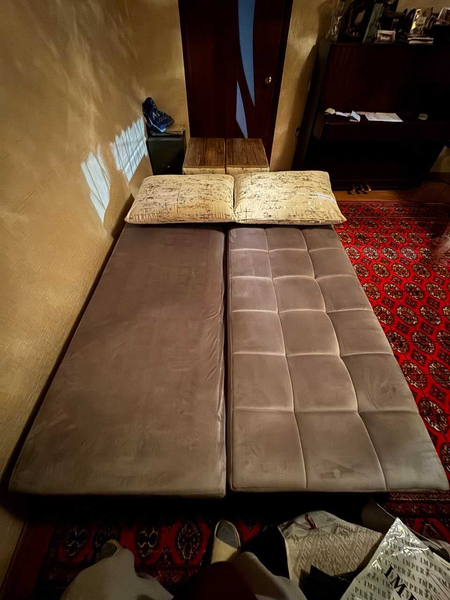 Продаю диван. 2х1.8м