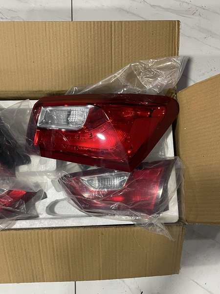 malibu 2 fara oldi orqa tumankasi bilan komplekt
