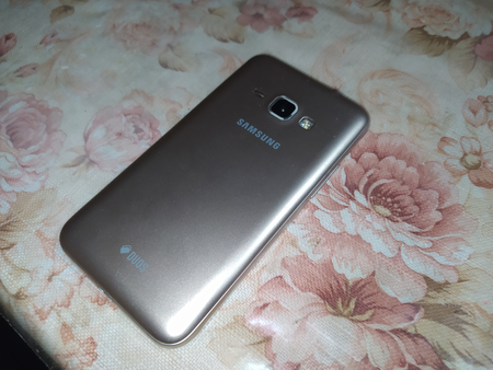 Samsung galaxy j1