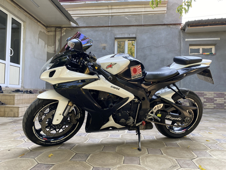 Motoskil suzuki 600kub